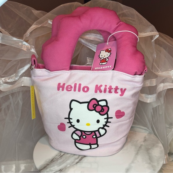 Hello Kitty | Accessories | Hello Kitty Pink Pillow Handle Handbag ...